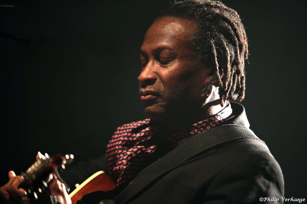CONCERT REVIEW: Bai Kamara Jr., donderdag 05 december 2024 – Rotonde ...